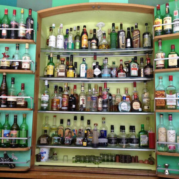 Tuba, "vino de coco" and lambanog – Mezcalistas